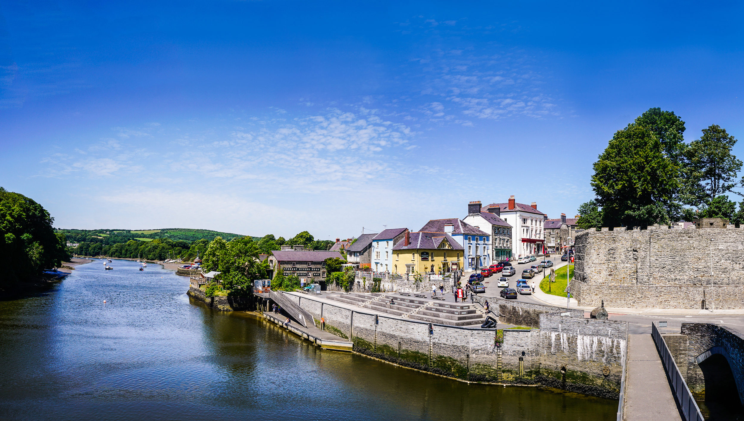 Stay at Cardigan Castle - West Wales Holiday Cottages